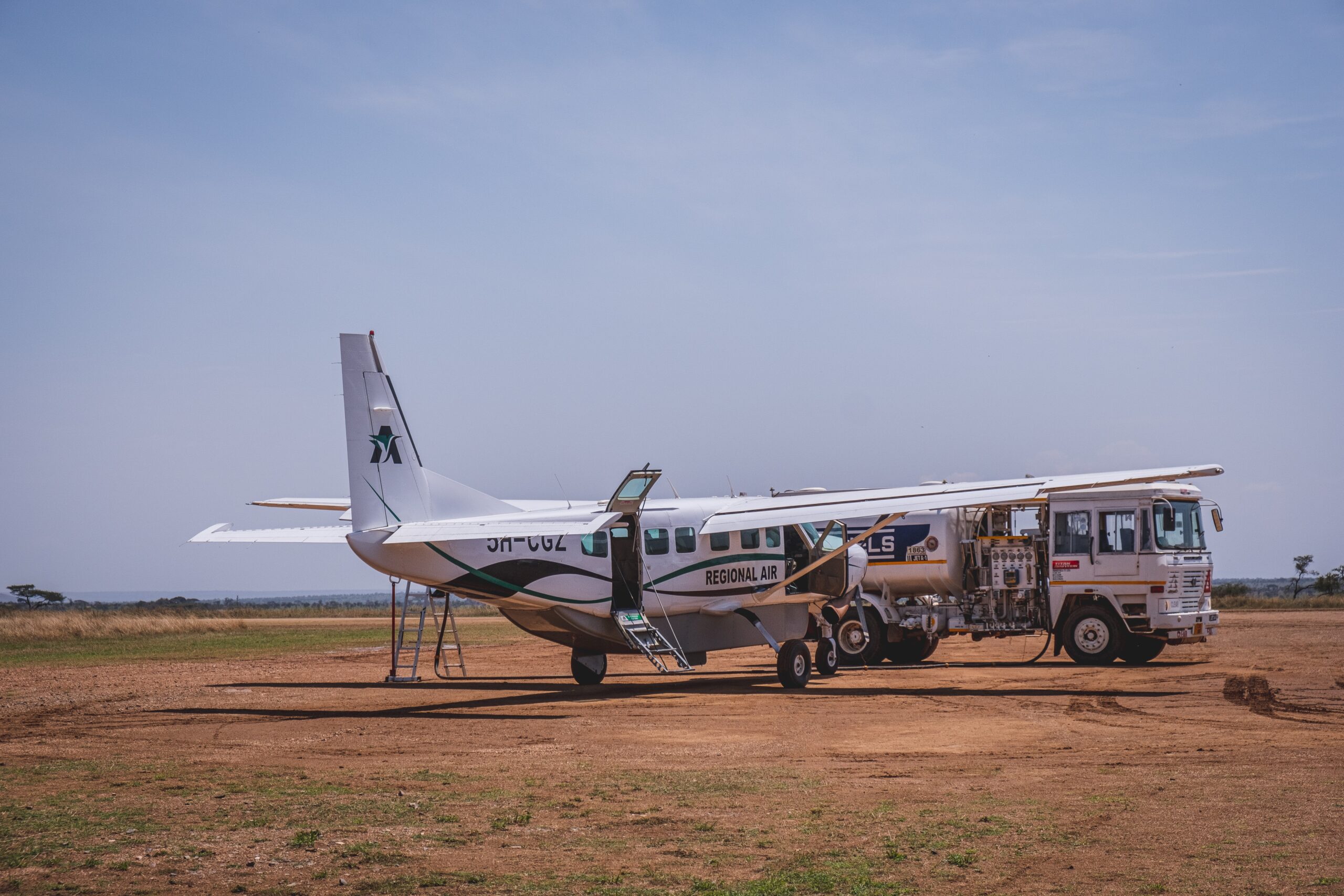 Serengeti fly-in safari - Great Migration flying safari Packages